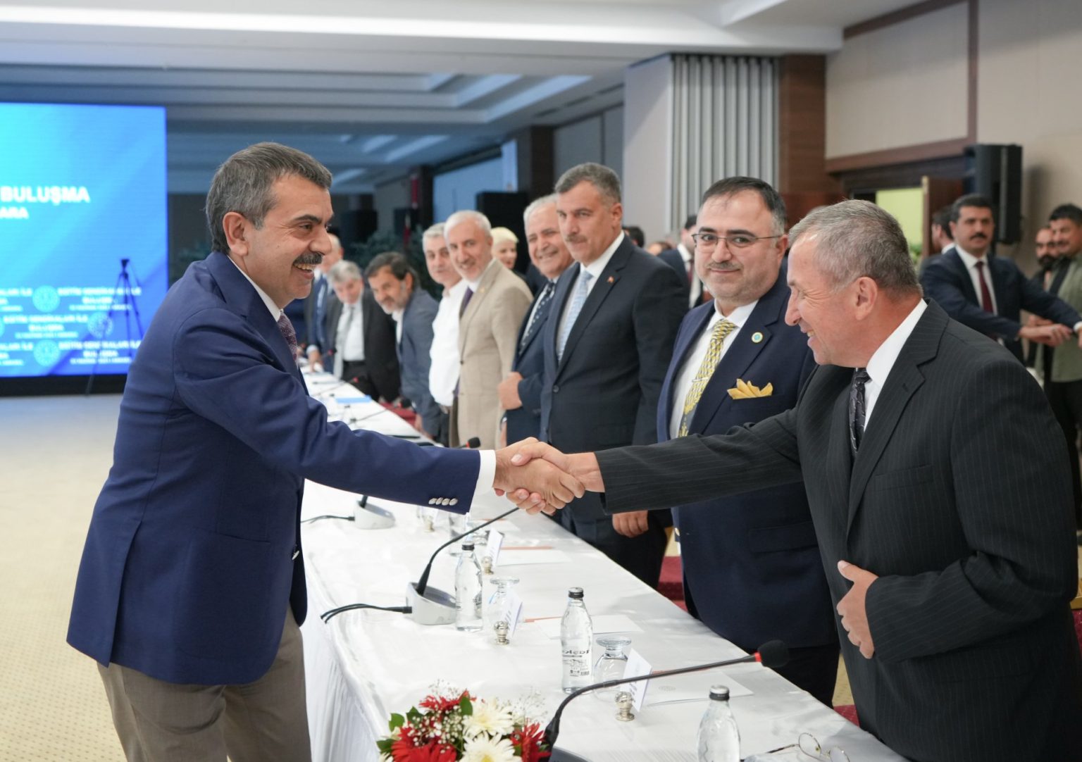 TEM - SEN | TÜM EĞİTİMCİLER VE EĞİTİM MÜFETTİŞLERİ SENDİKASI